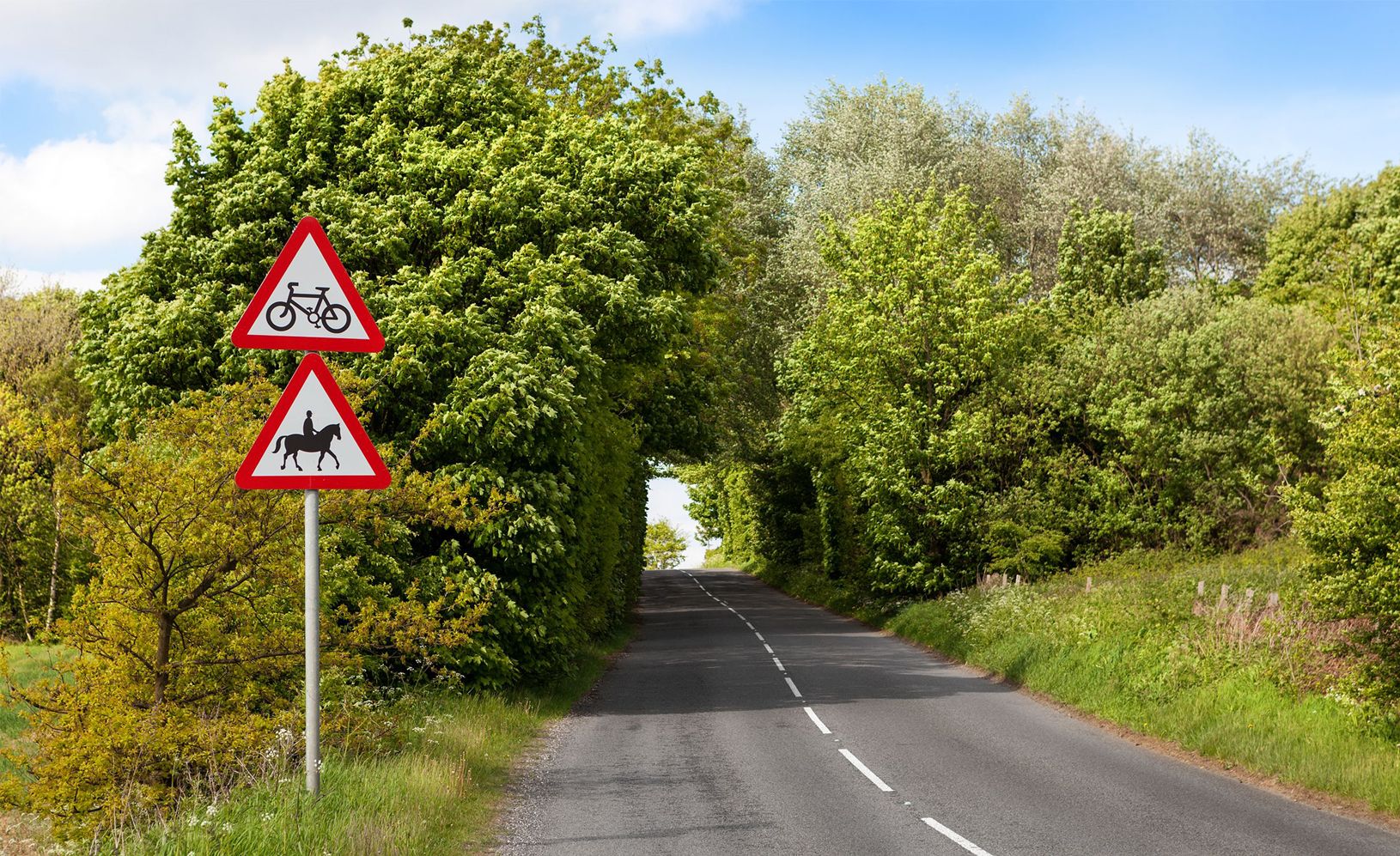Tips For Driving in the UK for Foreign Drivers Tips for driving in the UK